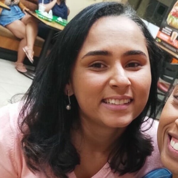 Luciana - Prof de explicações - 2 €/h