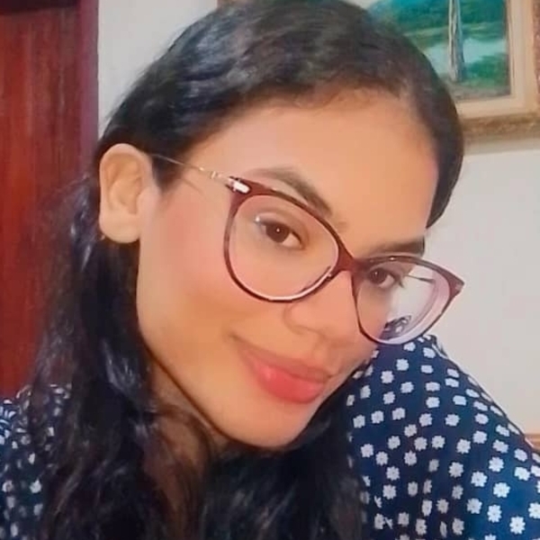 Yanine - Maths tutor - 15£/h