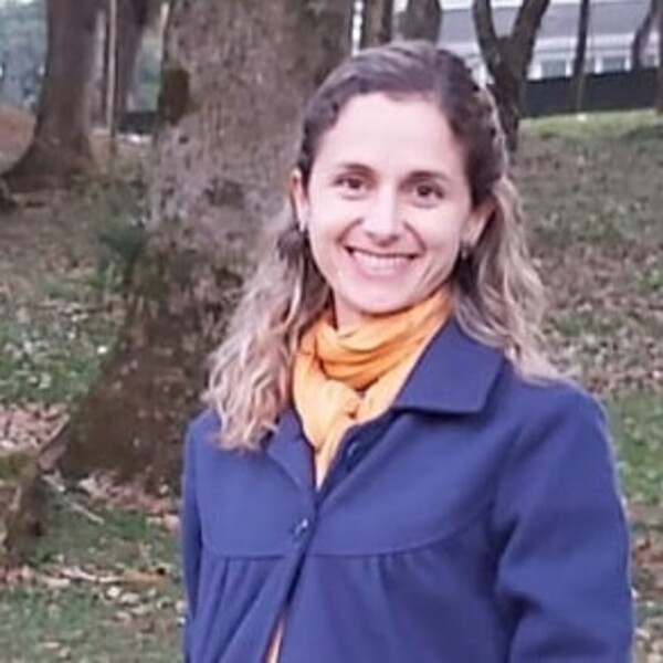 Roberta - Professor de história em Curitiba - R$ 80/h - 0 avaliações
