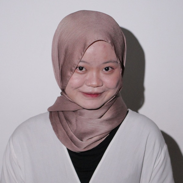 Naia - Guru mengaji - 47000 Rp / jam