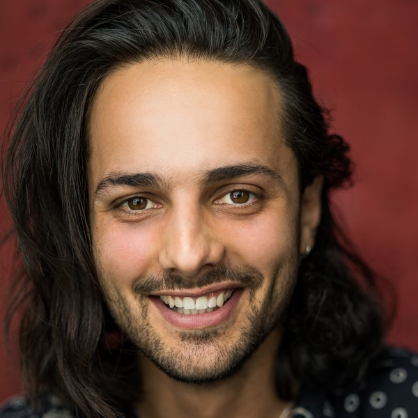 Alex - London,: Certified English expert with 8 years experience ...