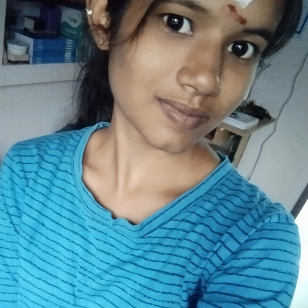 Abinaya - Mathematics tutor - 7$/h