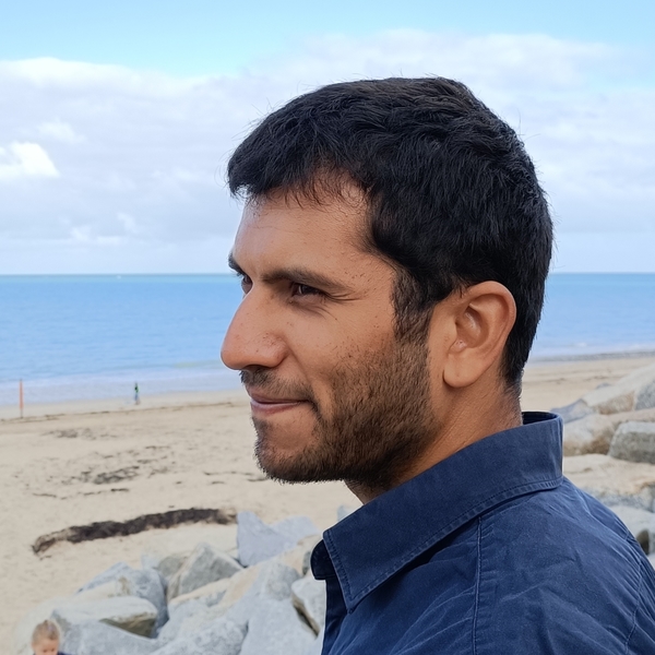 Sanjay - Prof de français à Paris - 40€/h - 8 avis