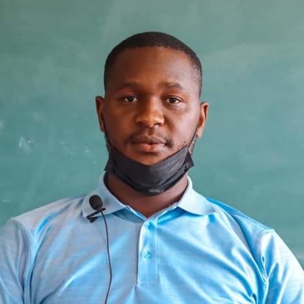 Thabo - Maths teacher Brakpan - R200/h - 8 reviews - 1 students accompanied