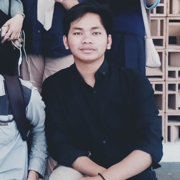 Izzudin - Guru coding - 50000 Rp / jam