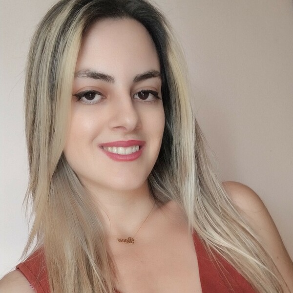 Vicky - Greek tutor - $31/h - 8 avis