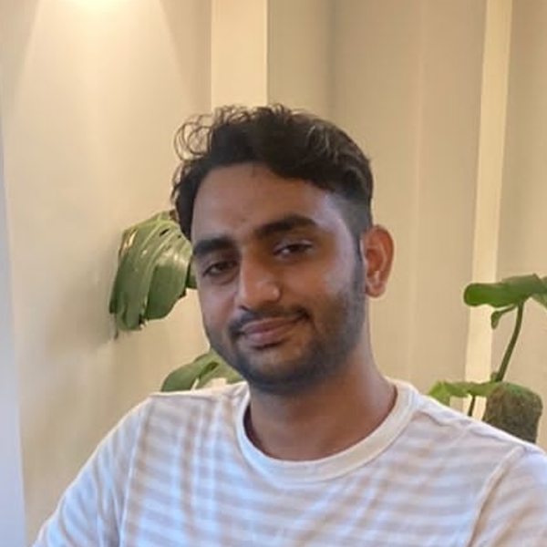 Ravee - Physics tutor - 6$/h