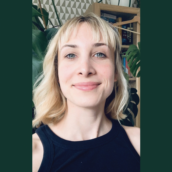 Sara - Yoga teacher in London - 40£/h - 3 reviews