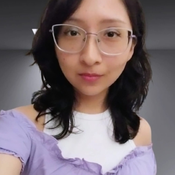 Alexandra - Profe de traducción - español en Lima - S/35/h - 12 opiniones