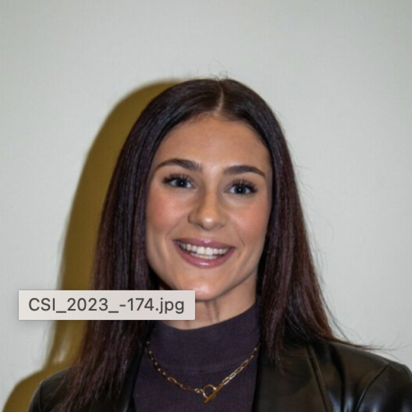 Alyssa - French teacher - ₹3082/h