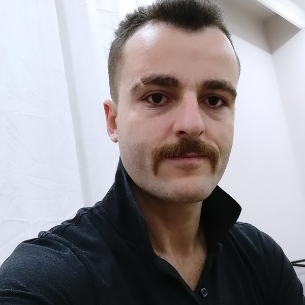 Hatem - Türkçe öğretmeni - 150 TL/saat