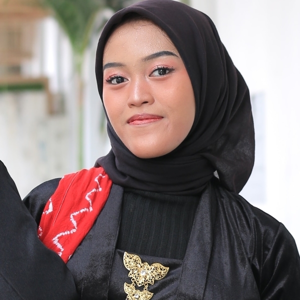 FADHILA SALMA - Guru mengaji - 50000 Rp / jam