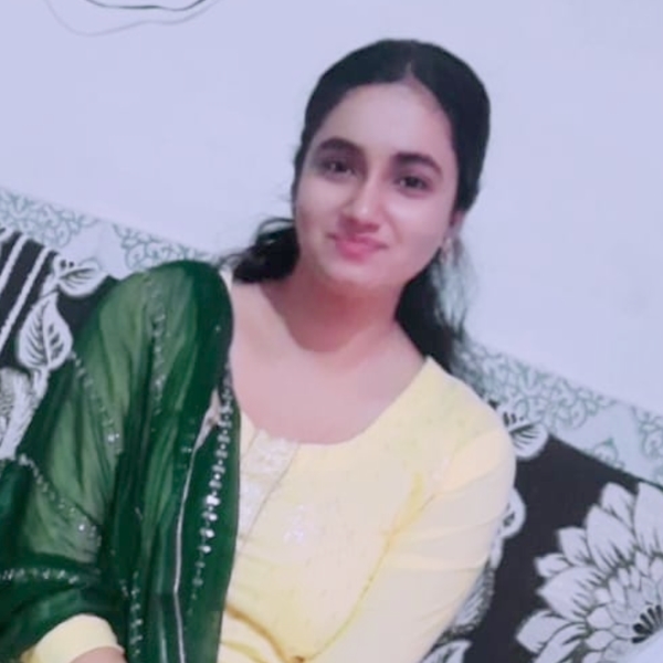 Reeya - Maths tutor - 8£/h