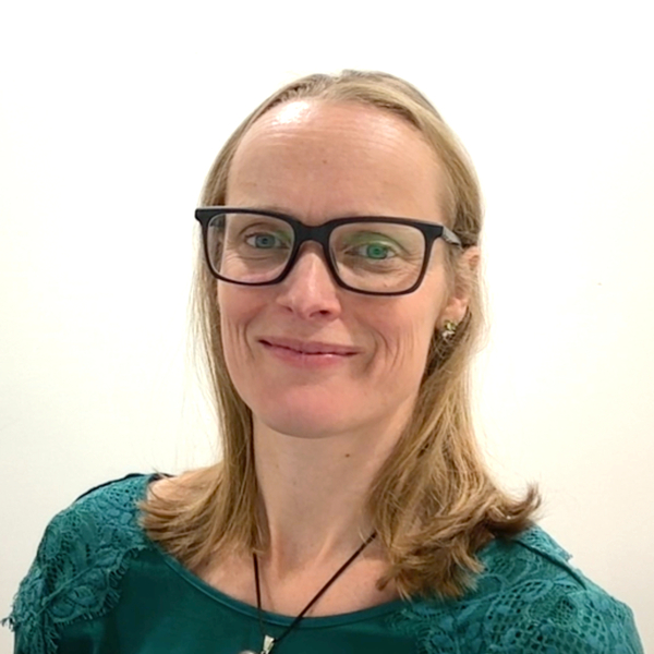 Dr Elizabeth - Biology tutor in Shiplake Cross - 140£/h