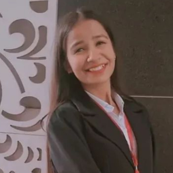 Manya - Basic computer teacher in New Delhi - ₹400/h