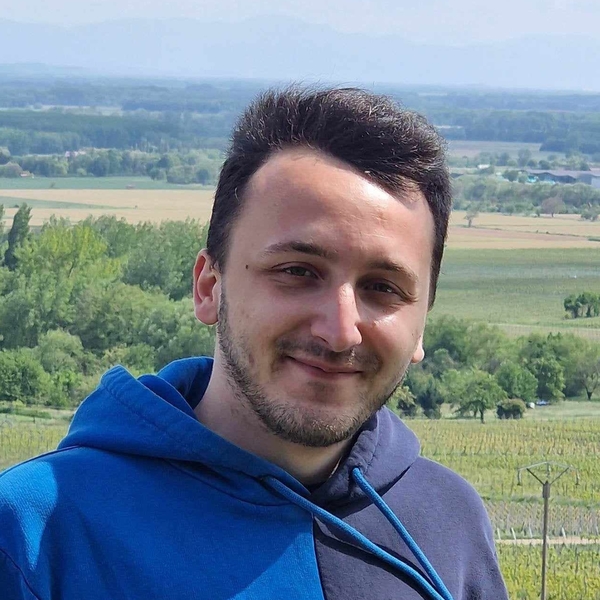 Raphael - Strasbourg,Bas-Rhin : J'ai obtenu mon diplôme d'ingénieur il ...