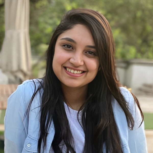 Riya - Architecture teacher - ₹2356/h