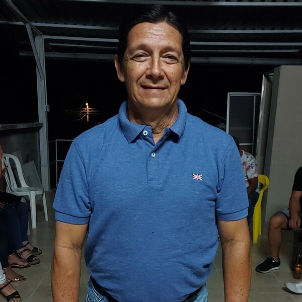 Edmundo - Profe de matemáticas - $24/h