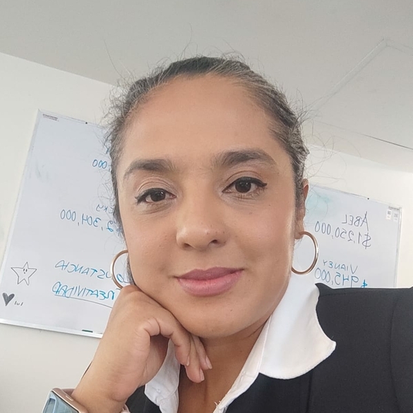 María Victoria - Profe de español - 12€/h