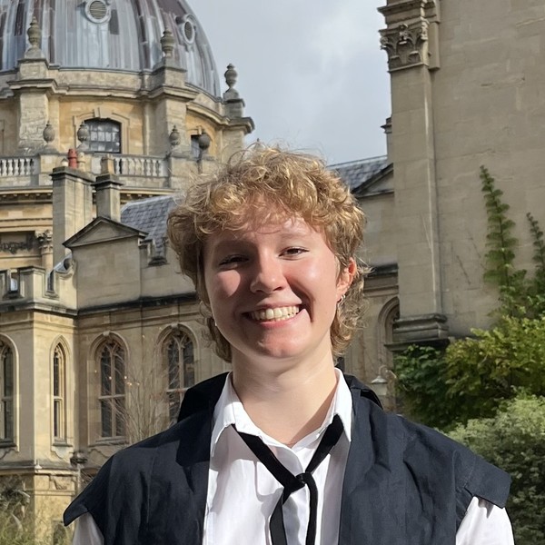 Orla - English tutor - $68/h - 1 reviews