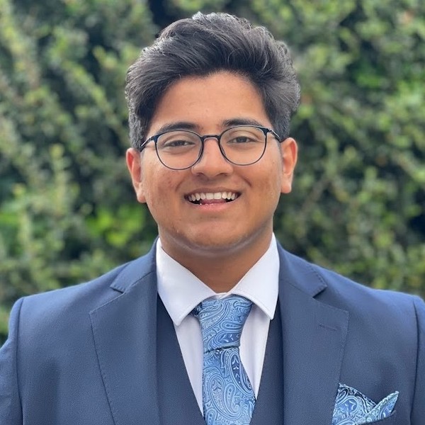 Pratosh - Medicine teacher - ₹3637/h