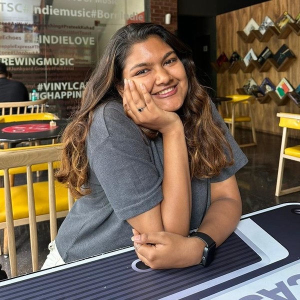 Riddhi - English teacher in Pune - ₹600/h