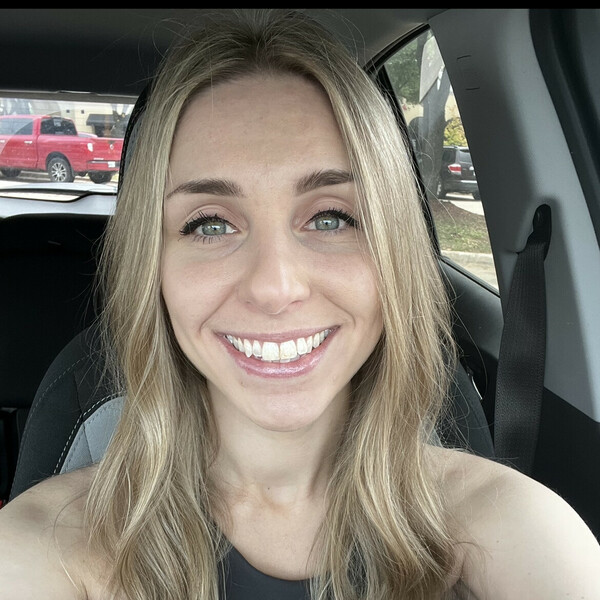 Caitlin - English tutor - $31/h