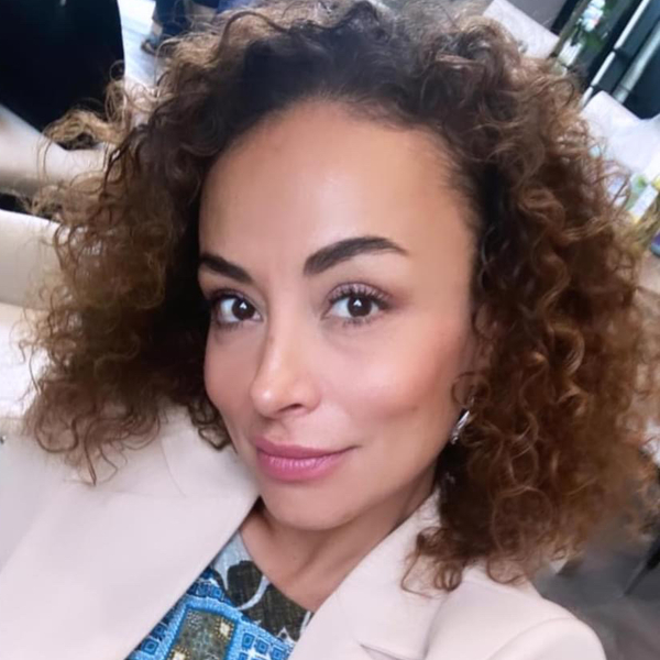 Vivian - ESOL tutor - $52/h - 1 reviews