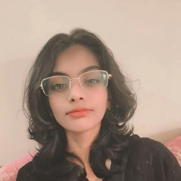 Miss - Maths tutor - 18£/h