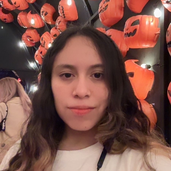 Astrid - Profe de matemáticas - ₡1886/h