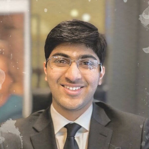 Adarsh - Maths tutor - 8£/h