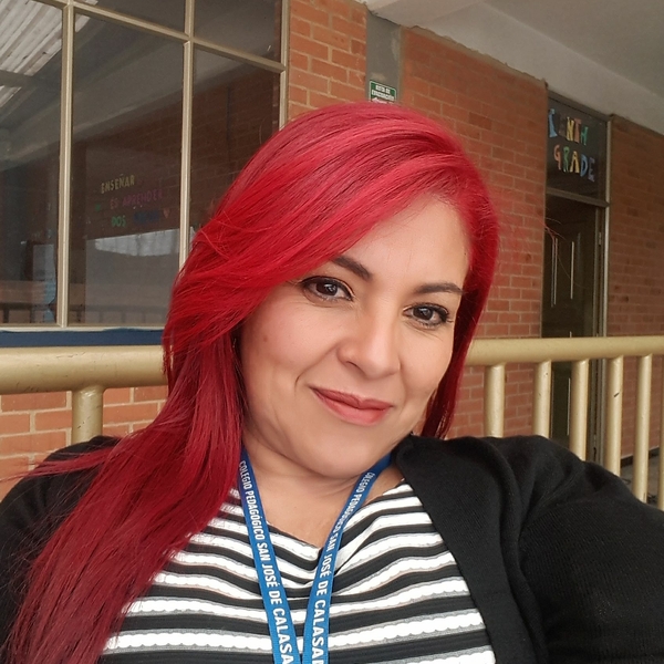 Adriana - Profesor de español y literatura - $196/h