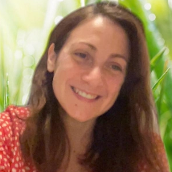 Mónica - Professor de preparação vestibular científico - R$ 64/h - 1 ...