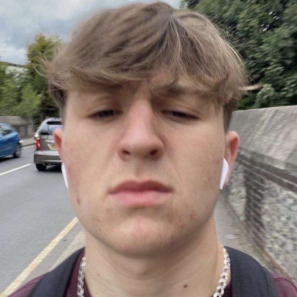 Elliot - London, : I am a high achieving maths student with an A-level ...