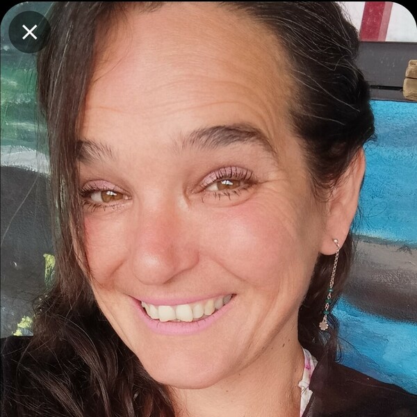 Lelia - profesor de historia - US$7/h