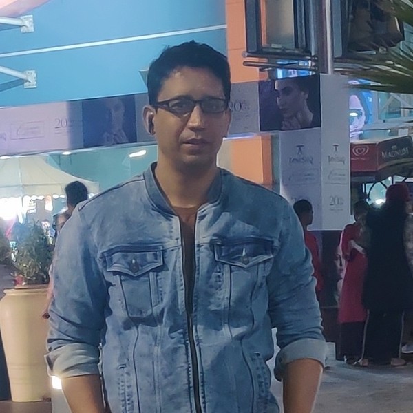 Shariq - Mathematics tutor - 27$/h