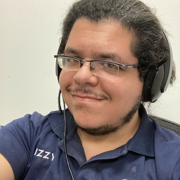 Izzy - Orlando, : UCF graduate with a masters in electrical engineering ...