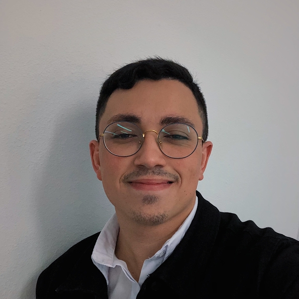 Caio - Professor de história em Volta Redonda (Rio de Janeiro) - R$ 40 ...