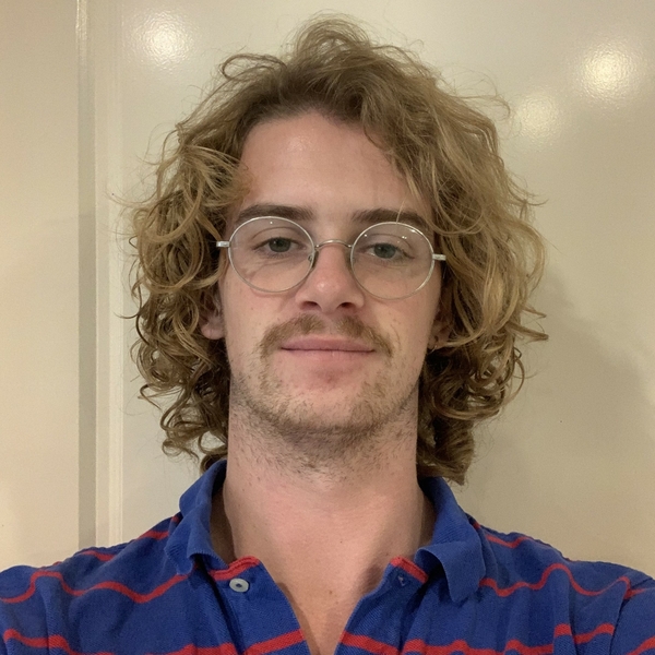 Marius - French tutor - 25$/h - 4 reviews