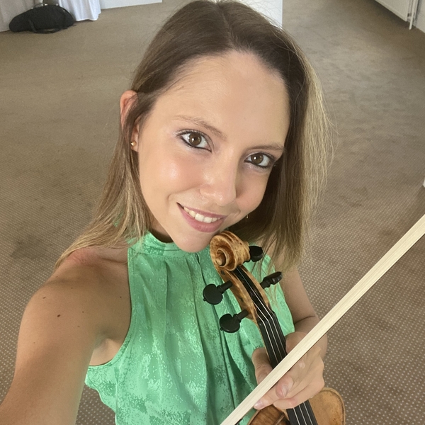 Alexandra - Violin tutor - RM356/h