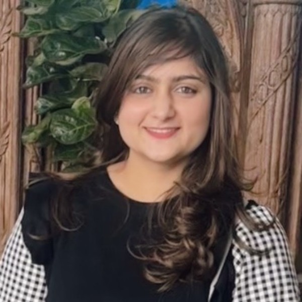 Miss Bulbul - Geology teacher - ₹4805/h