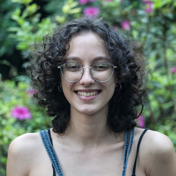 Ana Luisa : Formada em curso particular de inglês. Aulas para ...