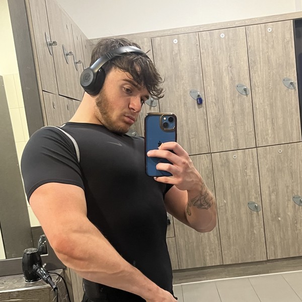 Oliver - Personal trainer in Marlow - 10£/h - 1 reviews