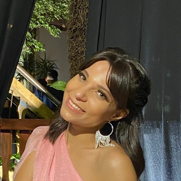 Brenda - Professor de inglês em Belo Horizonte - R$ 45/h - 0 avaliações