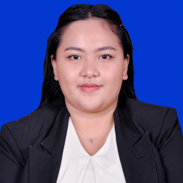 Sarah - Guru bahasa jepang - 65000 Rp / jam