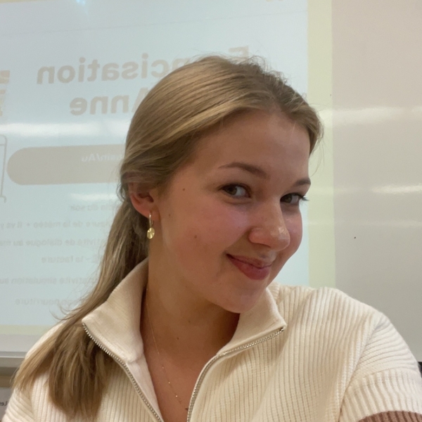 Anne - French tutor - €24/h