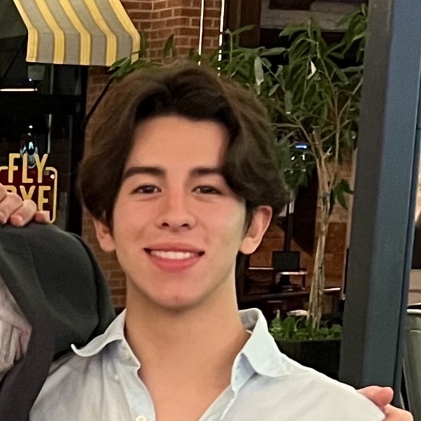 Dylan - English tutor - $30/h