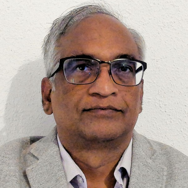 Mahesh - Maths tutor - 17£/h