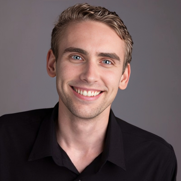 Joshua - C++ tutor - 585$/h