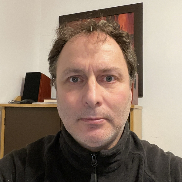 Daniel - Mont-Saint-Hilaire, : Fresh Math student from night school ...